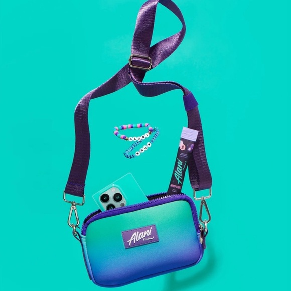 Alani Nu | Bags | Alani Nu Crossbody | Poshmark